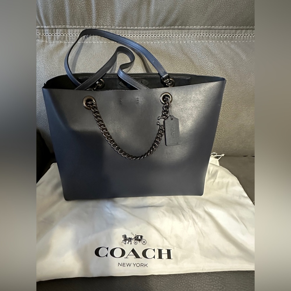 Coach Signature Chain Central Tote 78218 Midnight Navy - Gem